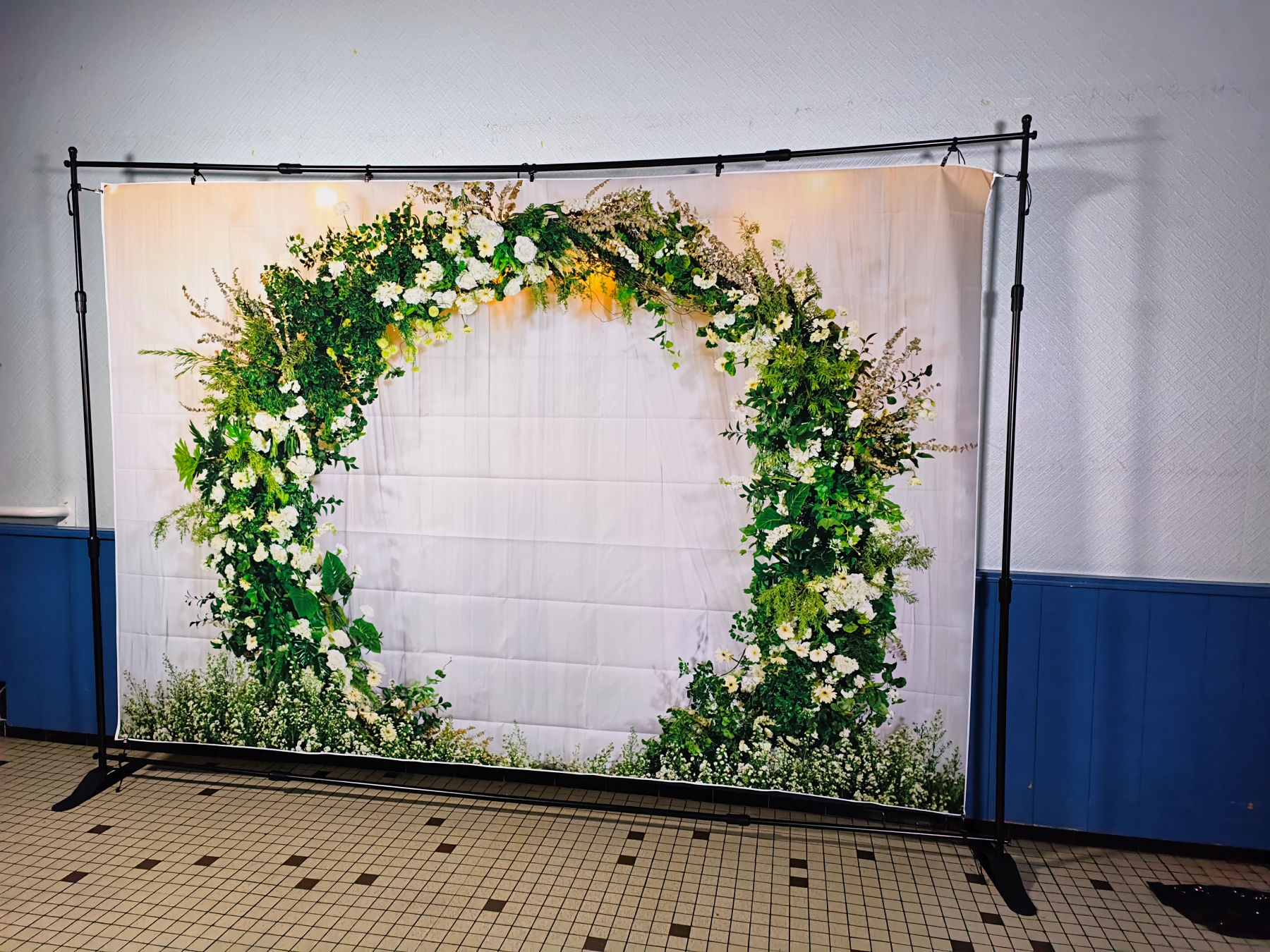 Location soirée : location photobooth borne photo sur Nevers, Decize, La Machine et environs.